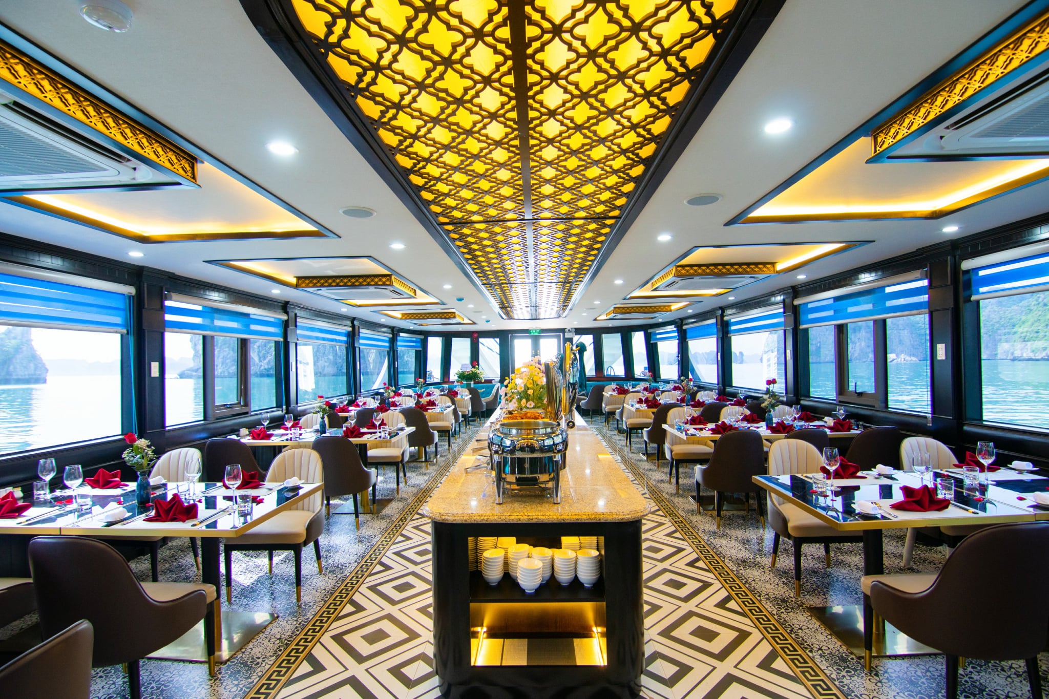 La Casta Daily Cruise - Halong Bay Cruise | Old Quarter Travel